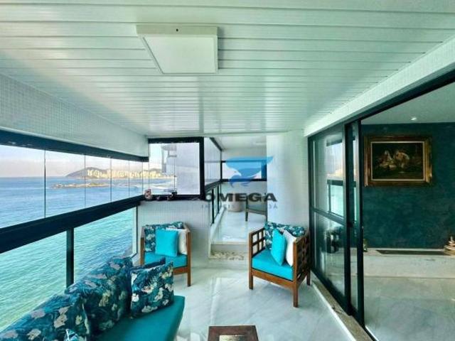 Apartamento à Venda na praia Pitangueiras no Guarujá I Omega Imóveis