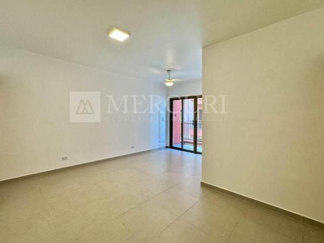 Apartamento à venda na [PRAIA/BAIRRO] em Guarujá