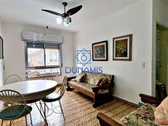 APARTAMENTO À VENDA NA QUADRA DA PRAIA REGIÃO CENTRAL NA QUADRA DO MAR