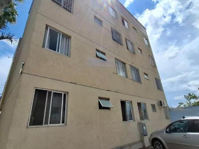APARTAMENTO À VENDA NA QS 5 AREAL
