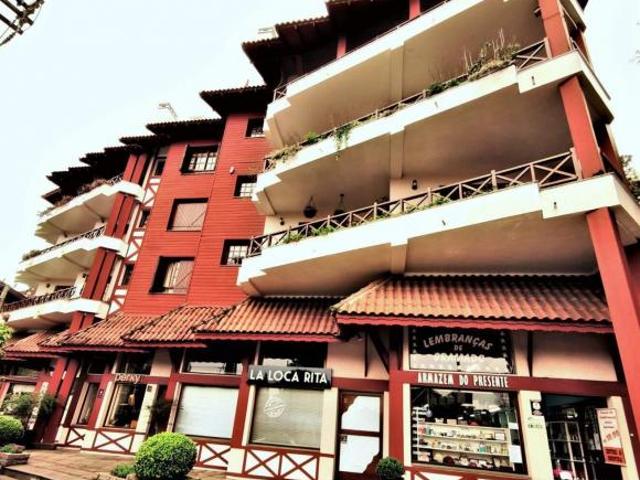 APARTAMENTO À VENDA NA RUA TORTA EM GRAMADO