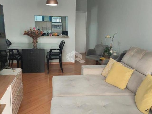 Apartamento à venda na Rua Voluntários da Pátria