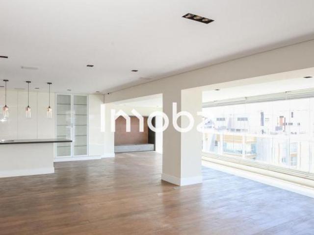 Apartamento à Venda Perdizes, 3 Quartos, 175 m2