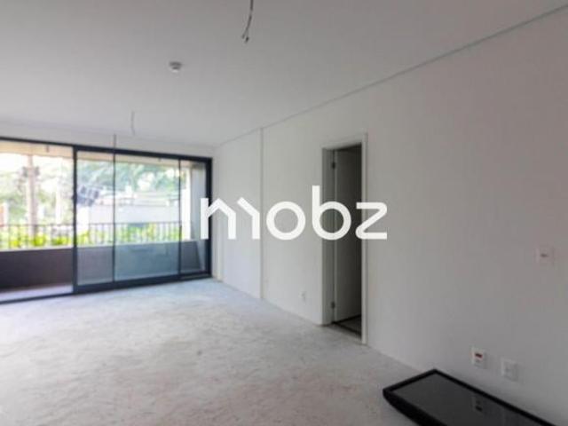Apartamento à venda na Rua Doutor Renato Paes de Barros, 735 Itaim Bibi São Paulo SP CEP: 04