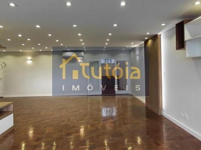 APARTAMENTO A VENDA NA RUA HADDOCK LOBO