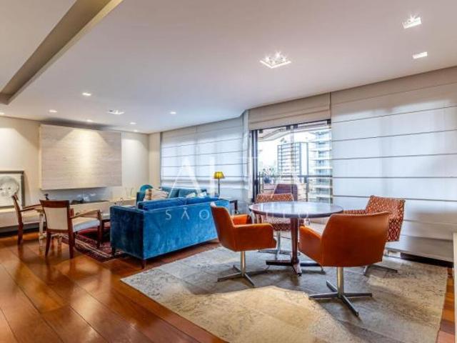 Apartamento à venda na Rua Itacema, 190m², 3 suítes, 3 vagas pronto para morar!