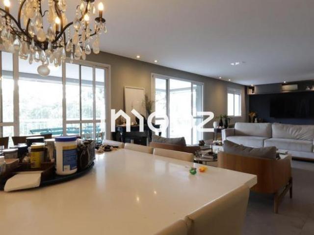 Apartamento à Venda Vila Andrade, 3 Quartos, 223 m2