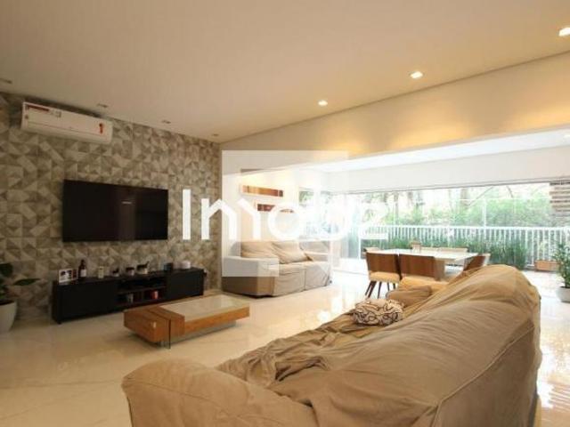 Apartamento à venda na Rua Leonardo Cerveira Varandas, 50 Panamby São Paulo SP CEP: 05705 27