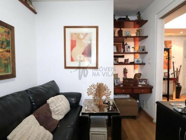 APARTAMENTO À VENDA NA RUA MORGADO DE MATEUS, PRÓXIMO AO PARQUE IBIRAPUERA