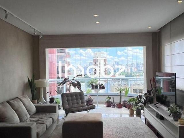 Apartamento à venda na Rua Pedroso Alvarenga, 271 Itaim Bibi São Paulo SP CEP: 04531 010
