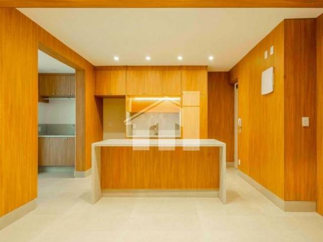 Apartamento a venda na região do Itaim Bibi