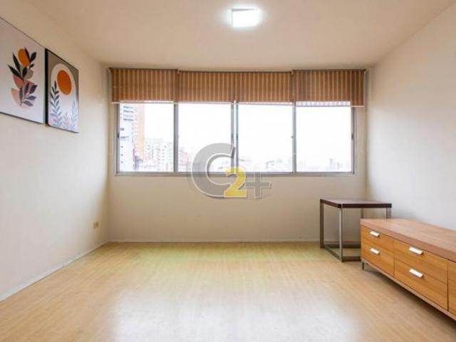 Apartamento à venda na Sumaré com 3 quartos, sendo 1 suíte e 1 vaga