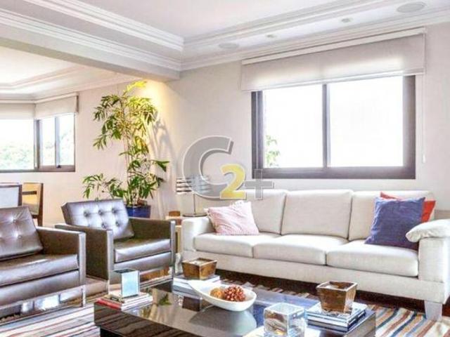 Apartamento à venda na Sumaré com 4 suítes e 5 vagas