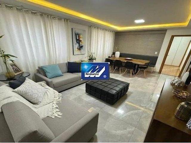 Apartamento à venda na Sagrada Família