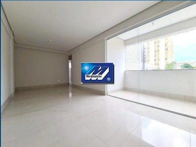 Apartamento à venda na Sagrada Família