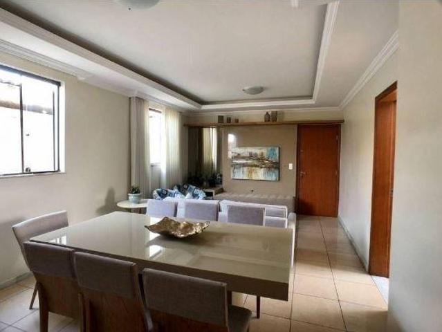 Apartamento à venda na Sagrada Família