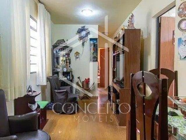 Apartamento à venda na Sagrada Família