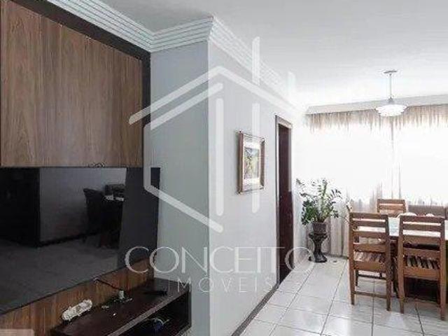 Apartamento à venda na Sagrada Família
