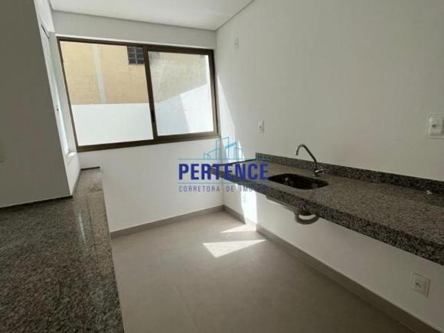 Apartamento à venda na Sagrada Família