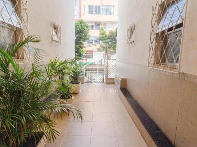 Apartamento à venda na Sagrada Família