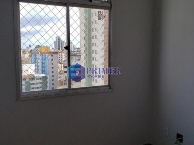 Apartamento à venda na Sagrada Família