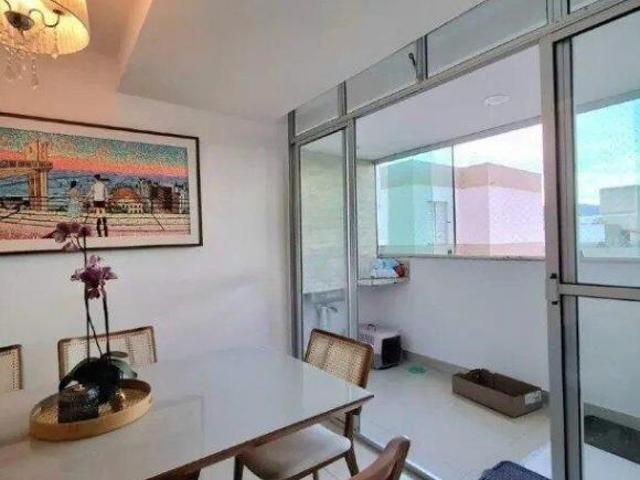 Apartamento à venda na Sagrada Família