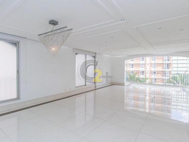 Apartamento à venda na Santa Cecília, 3 suítes e 3 vagas de garagem