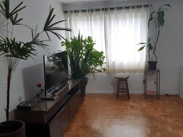 Apartamento à venda na Santa Cecília com 2 dormitórios e 1 vaga próximo ao Metrô