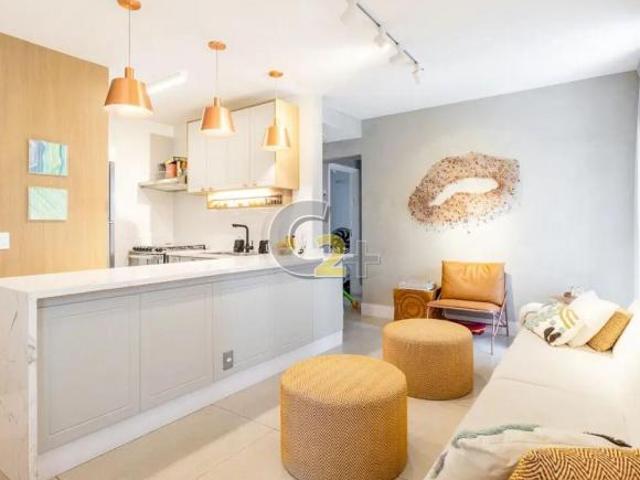 Apartamento a venda na Santa Cecília com 2 quartos, sendo 1 suite e 1 vaga