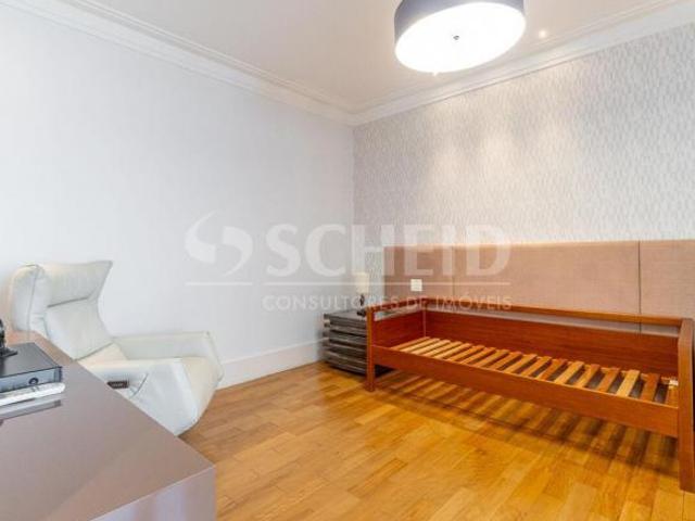 Apartamento á Venda na Santa Cecília com 304m², 4 quartos sendo 4 suítes, 4 vagas