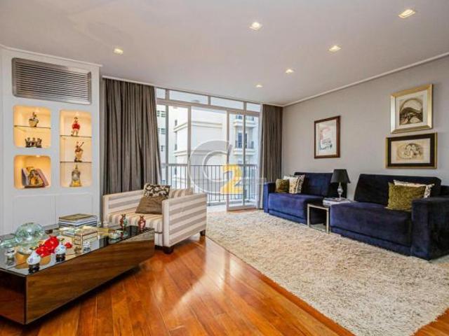 Apartamento à venda na Santa Cecília com 3 quartos, sendo 1 suíte e 2 vagas