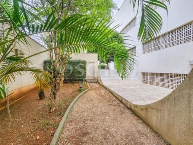 Apartamento á Venda na Saúde com 68m², 3 quartos sendo 1 suíte, 2 vagas