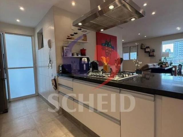 Apartamento á Venda na Saúde com 82m², 2 quartos sendo 1 suíte, 3 vagas