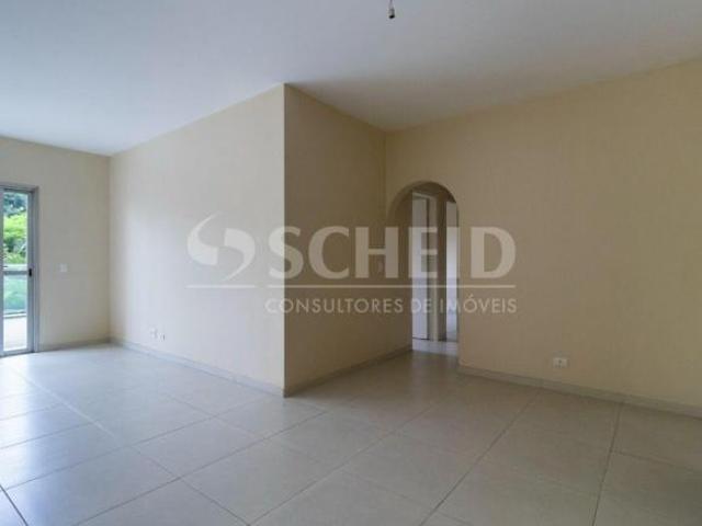 Apartamento á Venda na Saúde com 121m², 3 quartos sendo 1 suíte, 1 vaga