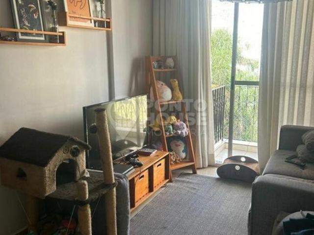 Apartamento à venda na Saúde com 2 dormitórios, 1 banheiro, sala e 1 vaga