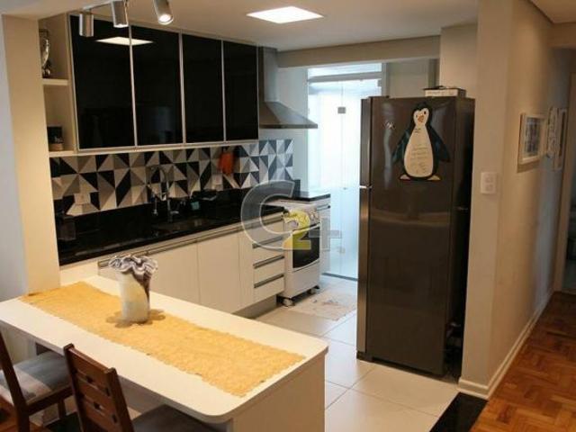 Apartamento á venda na Saúde com 2 quartos