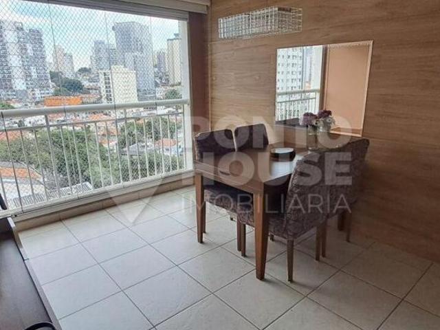Apartamento à venda na Saúde, 2 dormitórios, 2 banheiros, 1 vaga e lazer