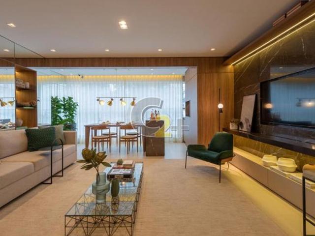 Apartamento à venda na V. Clementino com 1 quarto, suíte, sacada,1 vaga