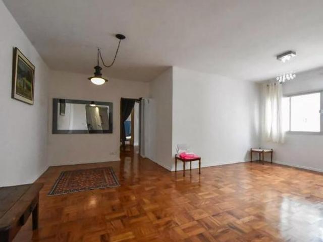 Apartamento à venda na Vila Cordeiro, SP