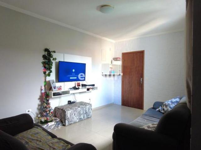 Apartamento à venda na Vila Camilópolis