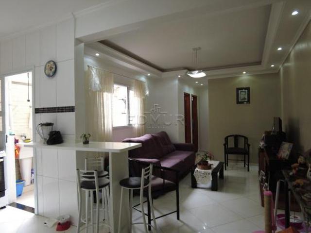Apartamento à venda na Vila Camilópolis