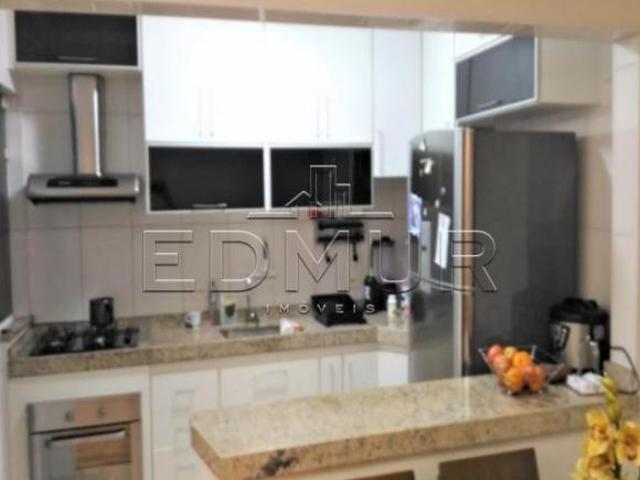 Apartamento à venda na Vila Camilópolis