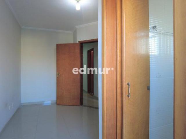 Apartamento à venda na Vila Camilópolis