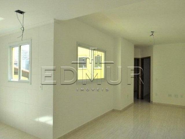 Apartamento à venda na Vila Camilópolis