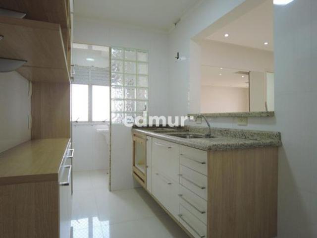 Apartamento à venda na Vila Camilópolis