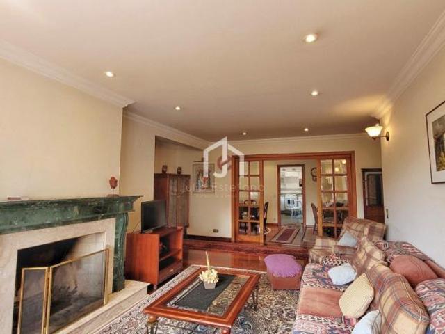 Apartamento à venda na Vila Capivari
