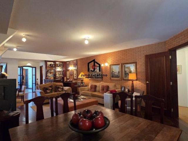Apartamento à venda na Vila Capivari