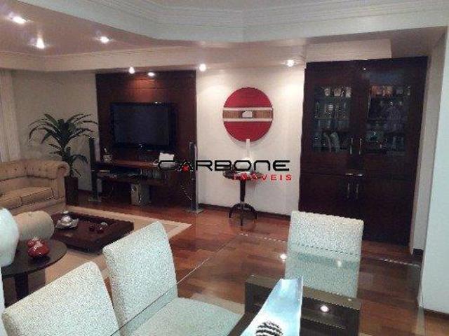 Apartamento à venda na Vila Carrão