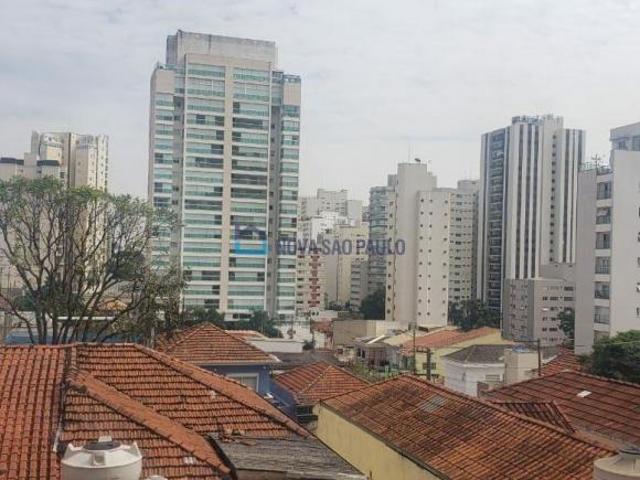 Apartamento à venda na Vila Clementino com 3 quartos e 1 vaga de garagem