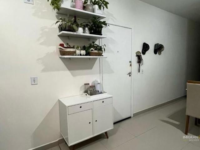 Apartamento à venda na Vila Antártica, em Praia Grande SP